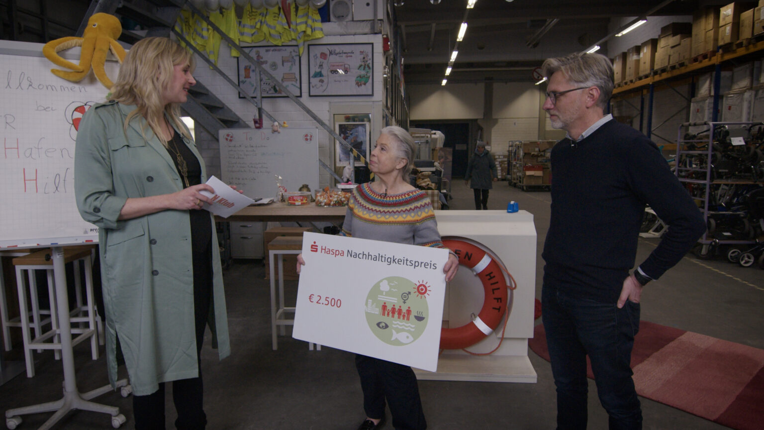 Hamburger Sparkasse feiert das 750.000. HaspaJoker-Konto